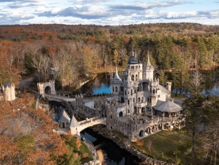 c.2010 Connecticut Castle For Sale on 375 Acres with Potter Pond View ...