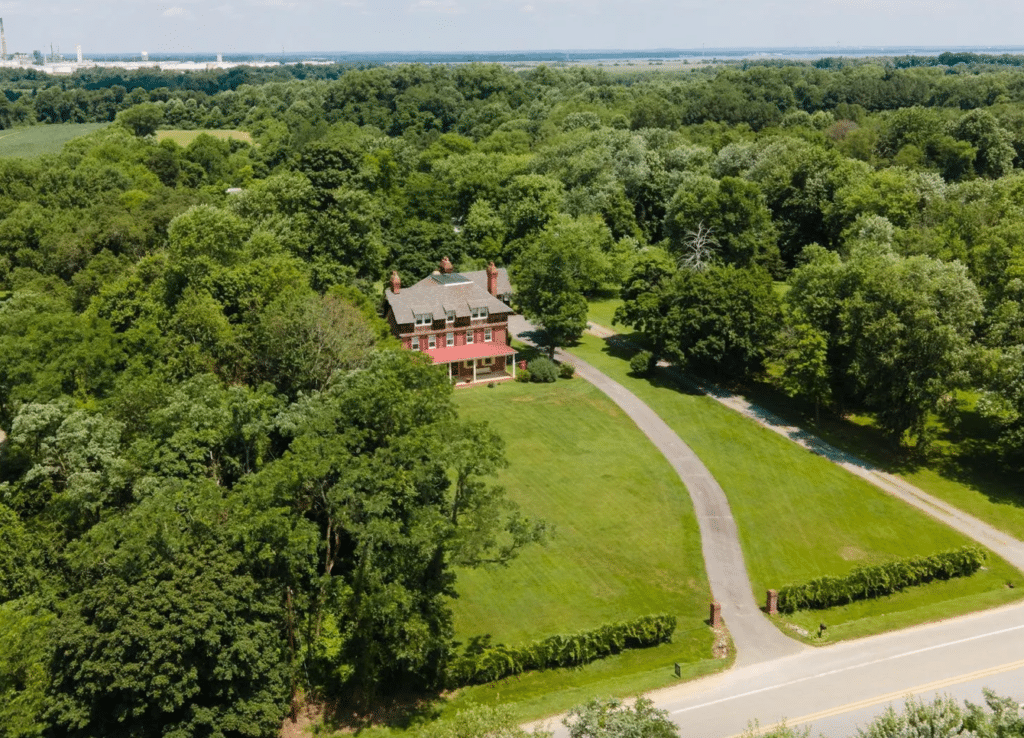 c.1822 Delaware Brick Farmhouse For Sale on 5 Acres $650K - OLD HOUSE ...