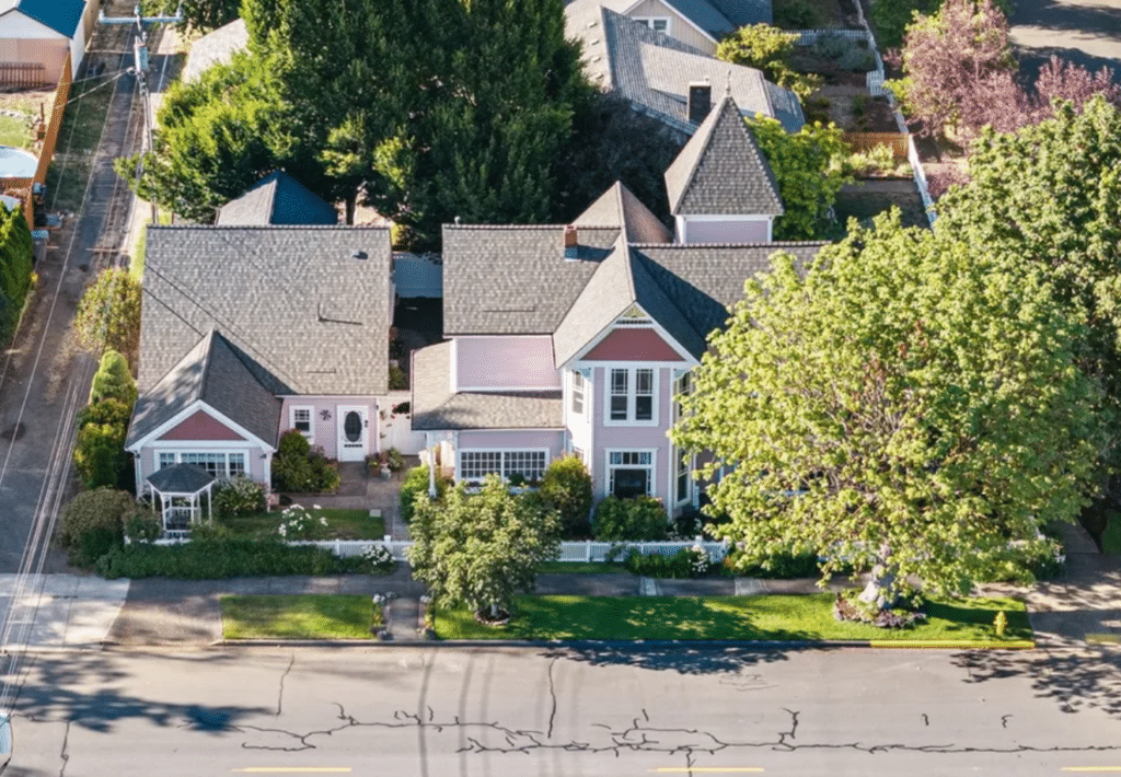 c.1878 Oregon Queen Anne Victorian w/ Guest House For Sale $675K - OLD ...