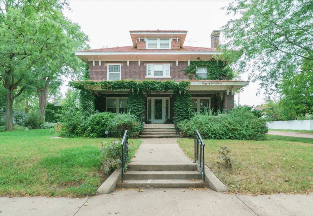 c.1925 Brick Iowa Home For Sale $375K - OLD HOUSE CALLING